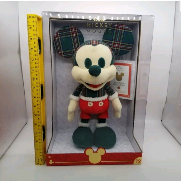 Disney | Toys | 220 Disney Year Of The Mouse Collector Plush ...